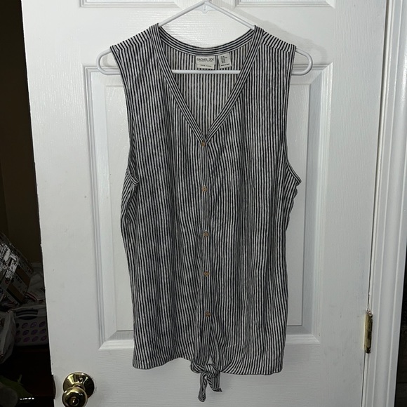 Rachel Zoe | Tops | Rachel Zoe Black White Button Up Linen Vneck Tie ...